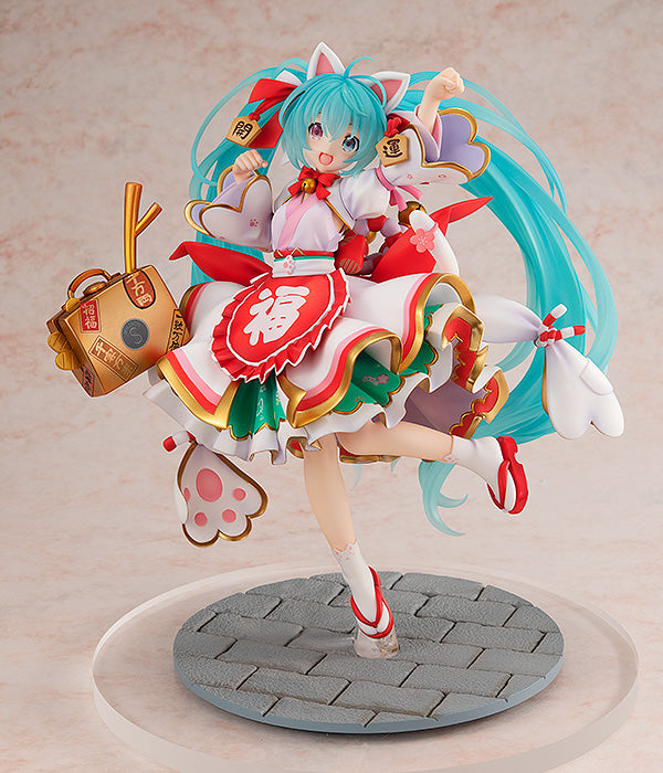 PRE-ORDER 1/7 Scale Hatsune Miku: Maneki Miku ver. Character Vocal Ser ...