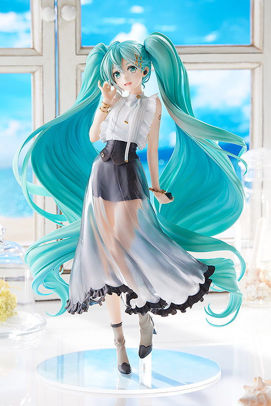 PRE-ORDER 1/7 Scale Hatsune Miku NT Style Casual Wear Ver. Character V ...
